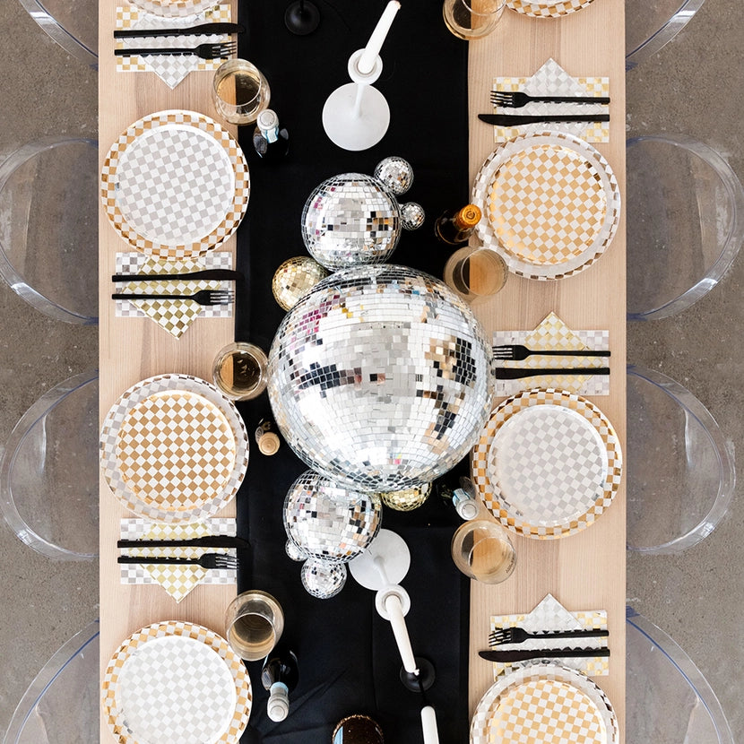 Checkered Gold + White Plates Large (Pack 8) – Invite Me